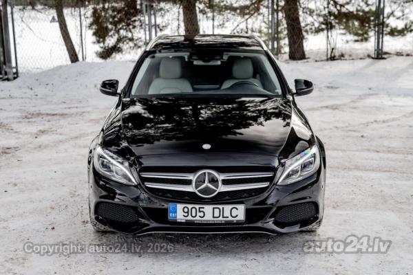 Black Mercedes-Benz C-Class 2016 in Parnu, with an engine capacity of 2.10 L and mileage of 287 thousand km for 12500 €, photo 3 on AUTOMOTO.COM.LV