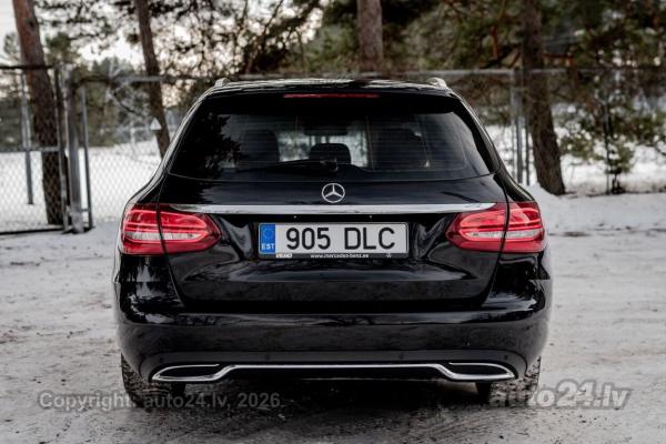 Black Mercedes-Benz C-Class 2016 in Parnu, with an engine capacity of 2.10 L and mileage of 287 thousand km for 12500 €, photo 8 on AUTOMOTO.COM.LV