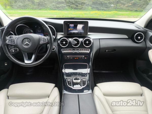 Black Mercedes-Benz C-Class 2016 in Tallinn, with an engine capacity of 2.10 L and mileage of 293 thousand km for 9989 €, photo 9 on AUTOMOTO.COM.LV