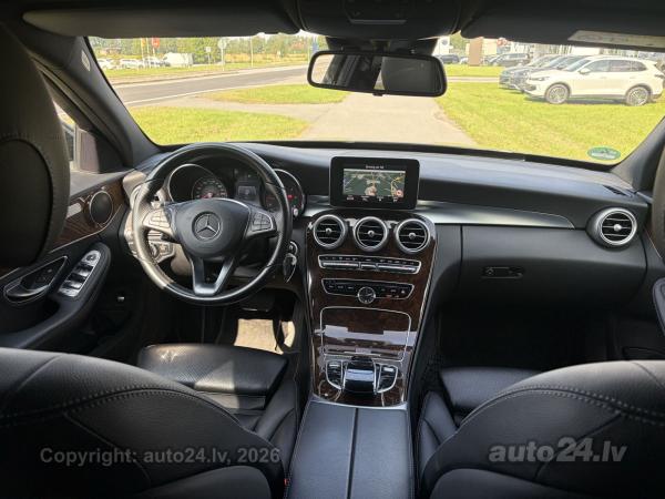Мерседес Ц-Класс 2016 в Вильянди на AUTOMOTO.COM.LV Черный Мерседес Ц-Класс 2016 в Вильянди, объемом двигателя 2.10 л и пробегом 225 тыс. км за 11990 €, фото 6 на AUTOMOTO.COM.LV