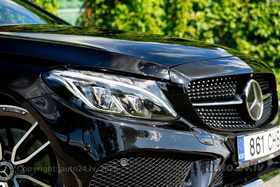 Melns Mercedes-Benz C-Class 2016 Tartu, ar dzinēja tilpumu 2.10 L un nobraukumu 220 tūkst. km par 16800 €, foto 4 vietnē AUTOMOTO.COM.LV