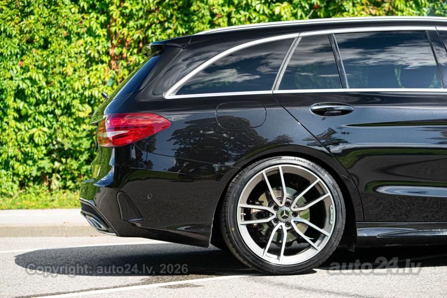 Melns Mercedes-Benz C-Class 2016 Tartu, ar dzinēja tilpumu 2.10 L un nobraukumu 220 tūkst. km par 16800 €, foto 11 vietnē AUTOMOTO.COM.LV