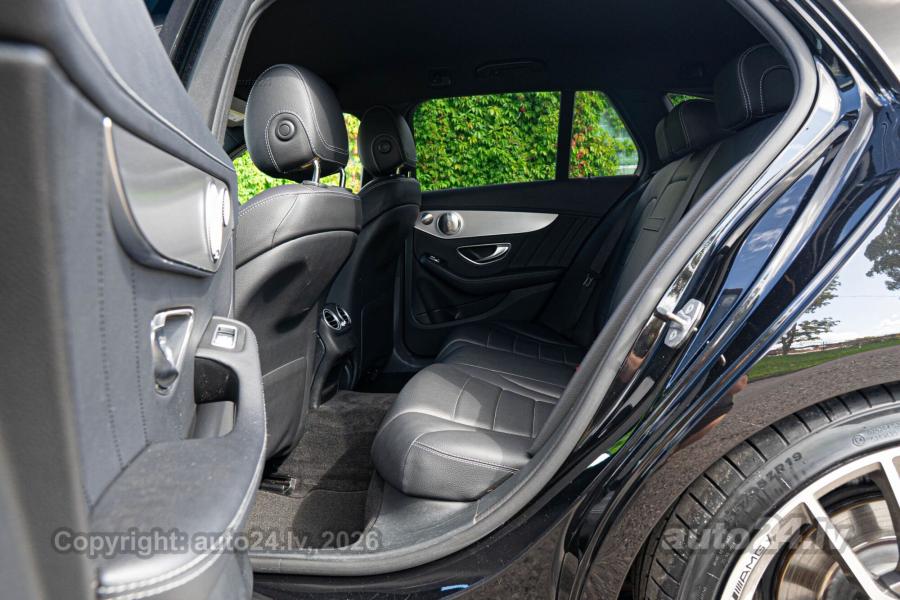 Black Mercedes-Benz C-Class 2016 in Tartu, with an engine capacity of 2.10 L and mileage of 220 thousand km for 16800 €, photo 23 on AUTOMOTO.COM.LV