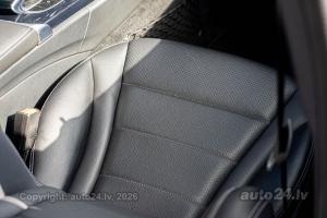 Black Mercedes-Benz C-Class 2016 in Tartu, with an engine capacity of 2.10 L and mileage of 220 thousand km for 16800 €, photo 25 on AUTOMOTO.COM.LV