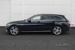 Melns Mercedes-Benz C-Class 2016 Tallina, ar dzinēja tilpumu 2.00 L un nobraukumu 155 tūkst. km par 13499 €, foto 6 vietnē AUTOMOTO.COM.LV