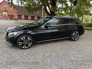 Melns Mercedes-Benz C-Class 2016 Tallina, ar dzinēja tilpumu 2.10 L un nobraukumu 206 tūkst. km par 14990 €, foto 3 vietnē AUTOMOTO.COM.LV