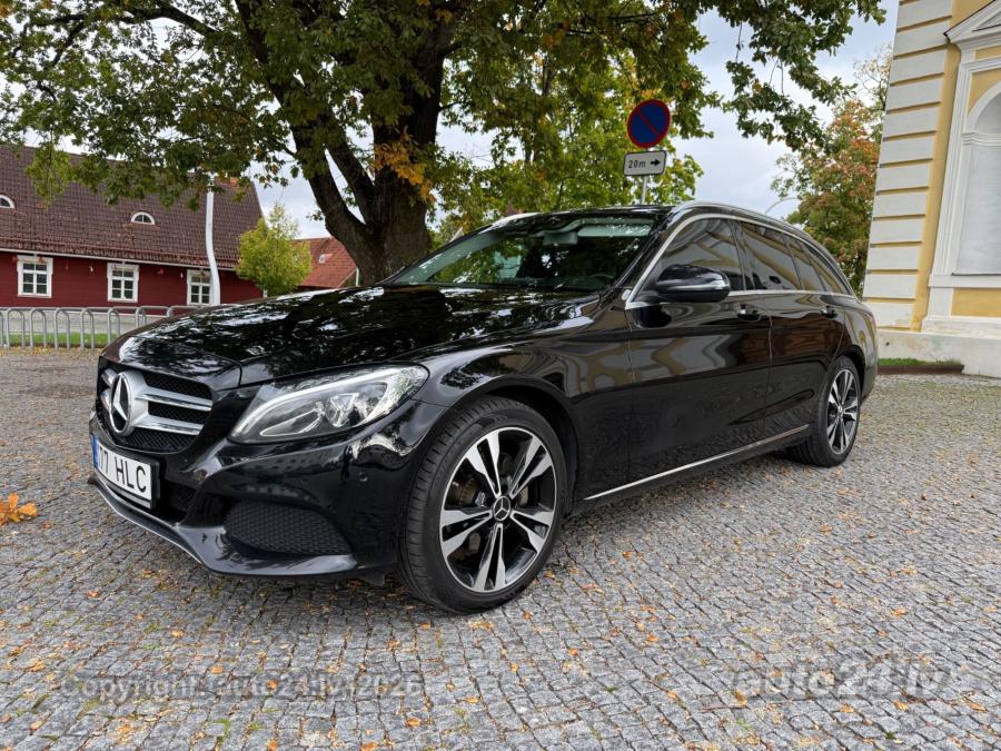 Melns Mercedes-Benz C-Class 2016 Tallina, ar dzinēja tilpumu 2.10 L un nobraukumu 206 tūkst. km par 14990 €, foto 4 vietnē AUTOMOTO.COM.LV