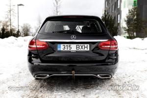 Black Mercedes-Benz C-Class 2017 in Tallinn, with an engine capacity of 2.00 L and mileage of 123 thousand km for 12990 €, photo 5 on AUTOMOTO.COM.LV