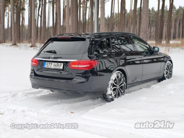 Black Mercedes-Benz C-Class 2017 in Tallinn, with an engine capacity of 2.10 L and mileage of 220 thousand km for 15500 €, photo 6 on AUTOMOTO.COM.LV