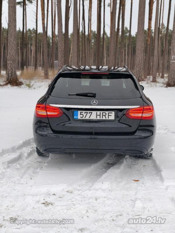 Black Mercedes-Benz C-Class 2017 in Tallinn, with an engine capacity of 2.10 L and mileage of 220 thousand km for 15500 €, photo 8 on AUTOMOTO.COM.LV