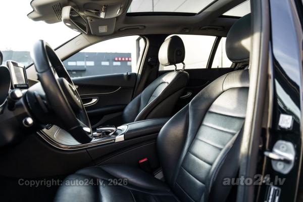Melns Mercedes-Benz C-Class 2017 Tallina, ar dzinēja tilpumu 2.10 L un nobraukumu 220 tūkst. km par 15500 €, foto 11 vietnē AUTOMOTO.COM.LV