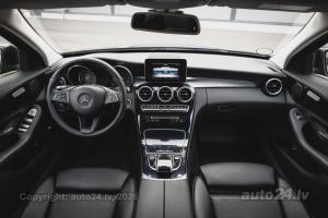 Melns Mercedes-Benz C-Class 2017 Tartu, ar dzinēja tilpumu 2.10 L un nobraukumu 286 tūkst. km par 11850 €, foto 10 vietnē AUTOMOTO.COM.LV