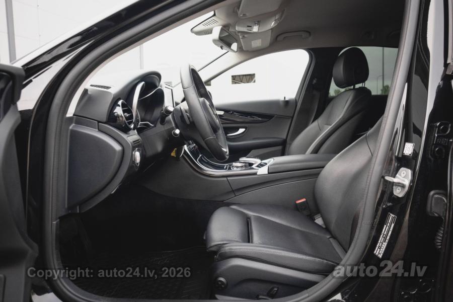 Melns Mercedes-Benz C-Class 2017 Tartu, ar dzinēja tilpumu 2.10 L un nobraukumu 286 tūkst. km par 11850 €, foto 11 vietnē AUTOMOTO.COM.LV