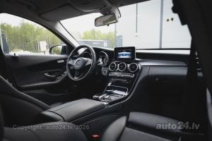 Melns Mercedes-Benz C-Class 2017 Tartu, ar dzinēja tilpumu 2.10 L un nobraukumu 286 tūkst. km par 11850 €, foto 14 vietnē AUTOMOTO.COM.LV