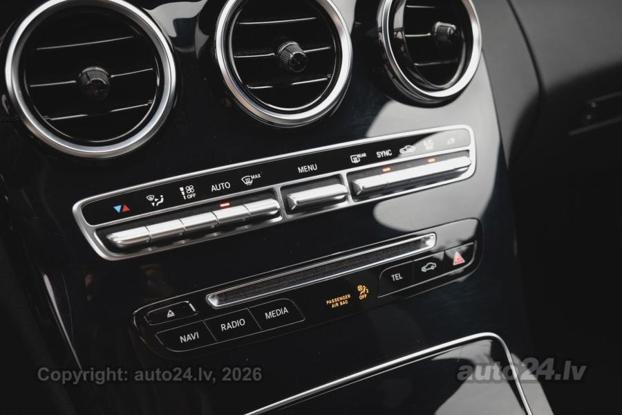 Melns Mercedes-Benz C-Class 2017 Tartu, ar dzinēja tilpumu 2.10 L un nobraukumu 286 tūkst. km par 11850 €, foto 16 vietnē AUTOMOTO.COM.LV