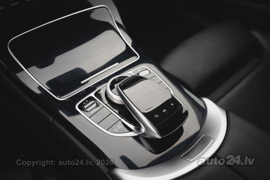 Melns Mercedes-Benz C-Class 2017 Tartu, ar dzinēja tilpumu 2.10 L un nobraukumu 286 tūkst. km par 11850 €, foto 17 vietnē AUTOMOTO.COM.LV