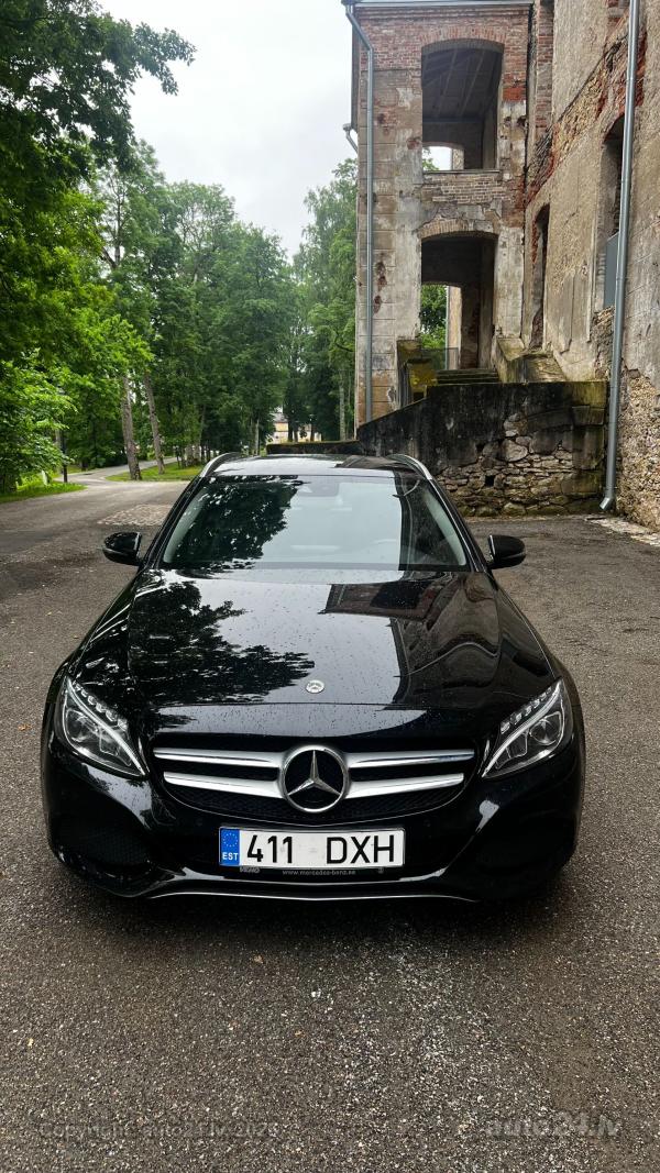Melns Mercedes-Benz C-Class 2017 Peltsamā, ar dzinēja tilpumu 1.60 L un nobraukumu 181 tūkst. km par 14500 €, foto  vietnē AUTOMOTO.COM.LV