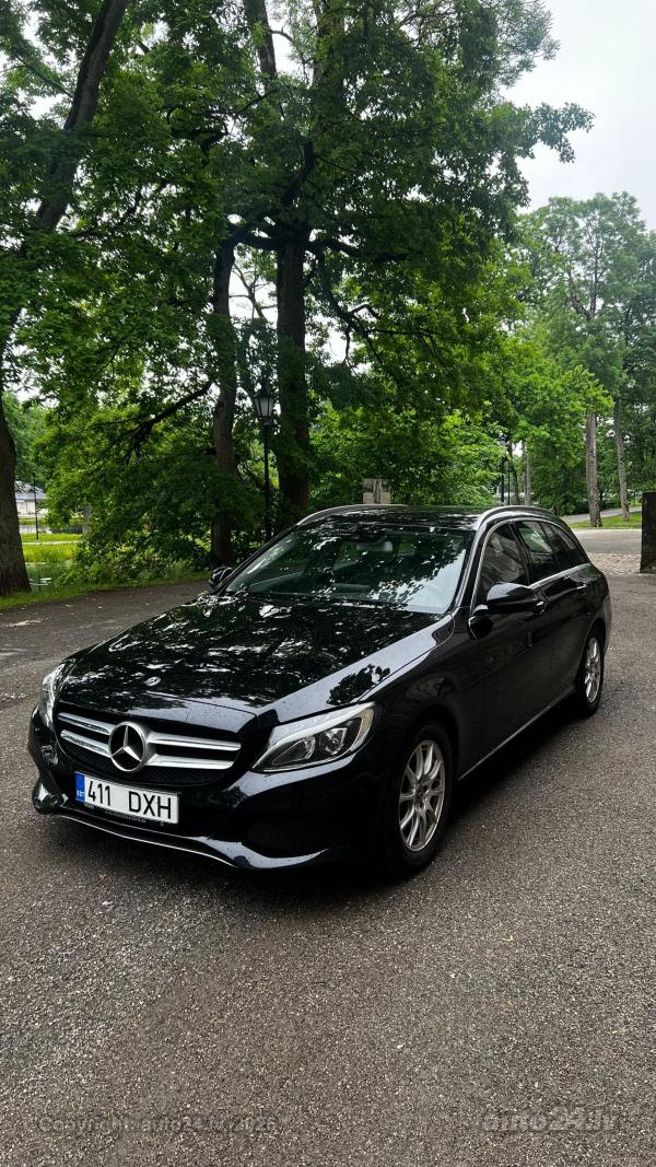 Melns Mercedes-Benz C-Class 2017 Peltsamā, ar dzinēja tilpumu 1.60 L un nobraukumu 181 tūkst. km par 14500 €, foto 2 vietnē AUTOMOTO.COM.LV