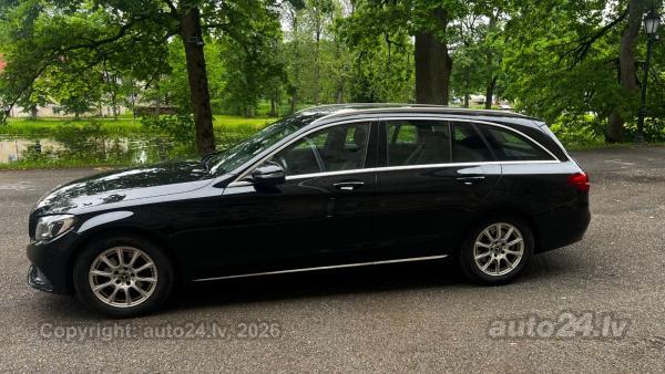 Melns Mercedes-Benz C-Class 2017 Peltsamā, ar dzinēja tilpumu 1.60 L un nobraukumu 181 tūkst. km par 14500 €, foto 5 vietnē AUTOMOTO.COM.LV