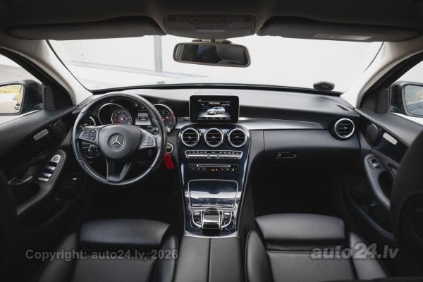 Black Mercedes-Benz C-Class 2017 in Tartu, with an engine capacity of 2.10 L and mileage of 254 thousand km for 11950 €, photo 10 on AUTOMOTO.COM.LV