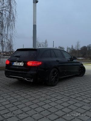 Black Mercedes-Benz C-Class 2018 in Tartu, with an engine capacity of 2.00 L and mileage of 200 thousand km for 22500 €, photo 5 on AUTOMOTO.COM.LV