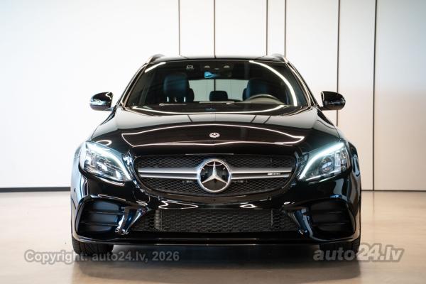 Black Mercedes-Benz C-Class 2018 in Tallinn, with an engine capacity of 3.00 L and mileage of 11 thousand km for 45880 €, photo 3 on AUTOMOTO.COM.LV