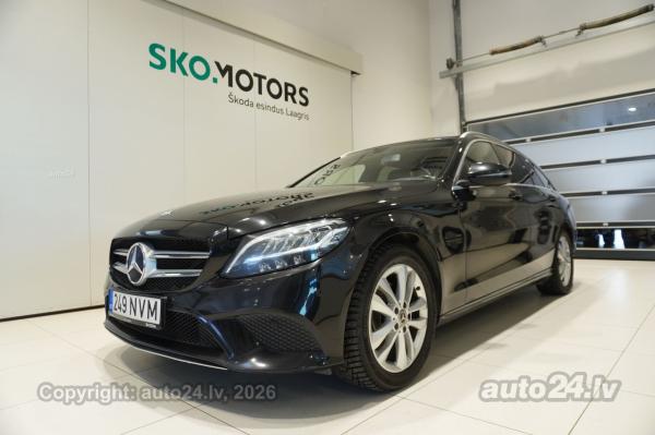 Melns Mercedes-Benz C-Class 2018 Tallina, ar dzinēja tilpumu 2.00 L un nobraukumu 206 tūkst. km par 15900 €, foto  vietnē AUTOMOTO.COM.LV