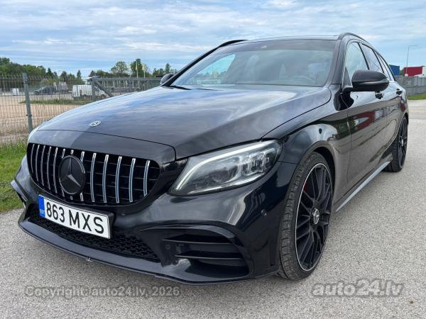 Black Mercedes-Benz C-Class 2018 in Viljandi, with an engine capacity of 2.00 L and mileage of 231 thousand km for 19999 €, photo 2 on AUTOMOTO.COM.LV