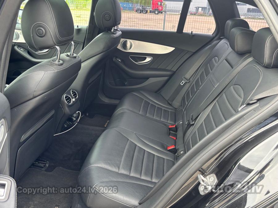 Melns Mercedes-Benz C-Class 2018 Viljandi, ar dzinēja tilpumu 2.00 L un nobraukumu 231 tūkst. km par 19999 €, foto 8 vietnē AUTOMOTO.COM.LV