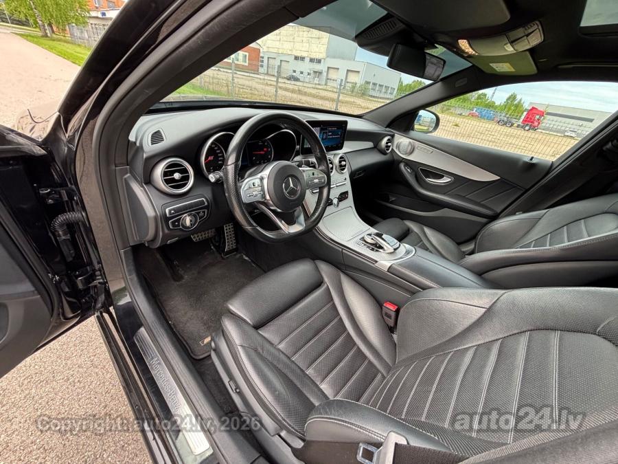 Melns Mercedes-Benz C-Class 2018 Viljandi, ar dzinēja tilpumu 2.00 L un nobraukumu 231 tūkst. km par 19999 €, foto 14 vietnē AUTOMOTO.COM.LV