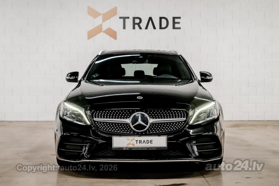 Melns Mercedes-Benz C-Class 2018 Pērnava, ar dzinēja tilpumu 2.00 L un nobraukumu 273 tūkst. km par 15990 €, foto 4 vietnē AUTOMOTO.COM.LV