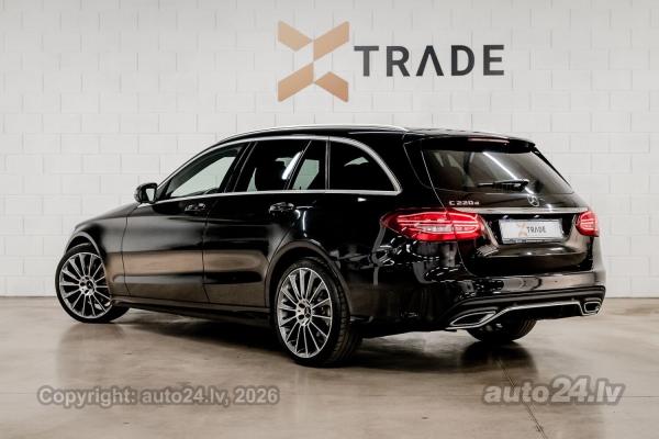 Melns Mercedes-Benz C-Class 2018 Pērnava, ar dzinēja tilpumu 2.00 L un nobraukumu 273 tūkst. km par 15990 €, foto 5 vietnē AUTOMOTO.COM.LV