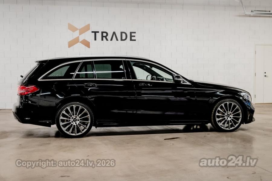 Melns Mercedes-Benz C-Class 2018 Pērnava, ar dzinēja tilpumu 2.00 L un nobraukumu 273 tūkst. km par 15990 €, foto 9 vietnē AUTOMOTO.COM.LV