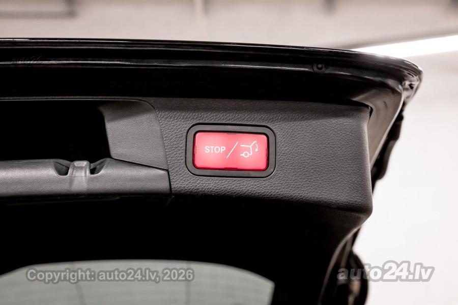 Melns Mercedes-Benz C-Class 2018 Pērnava, ar dzinēja tilpumu 2.00 L un nobraukumu 273 tūkst. km par 15990 €, foto 28 vietnē AUTOMOTO.COM.LV