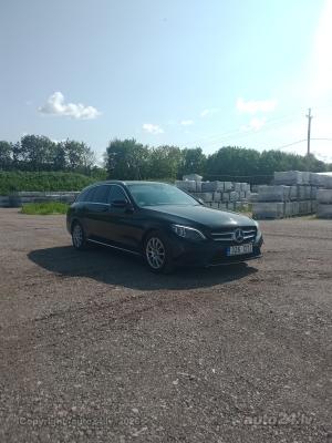 Melns Mercedes-Benz C-Class 2018 Rakvere, ar dzinēja tilpumu 2.00 L un nobraukumu 256 tūkst. km par 12800 €, foto 3 vietnē AUTOMOTO.COM.LV