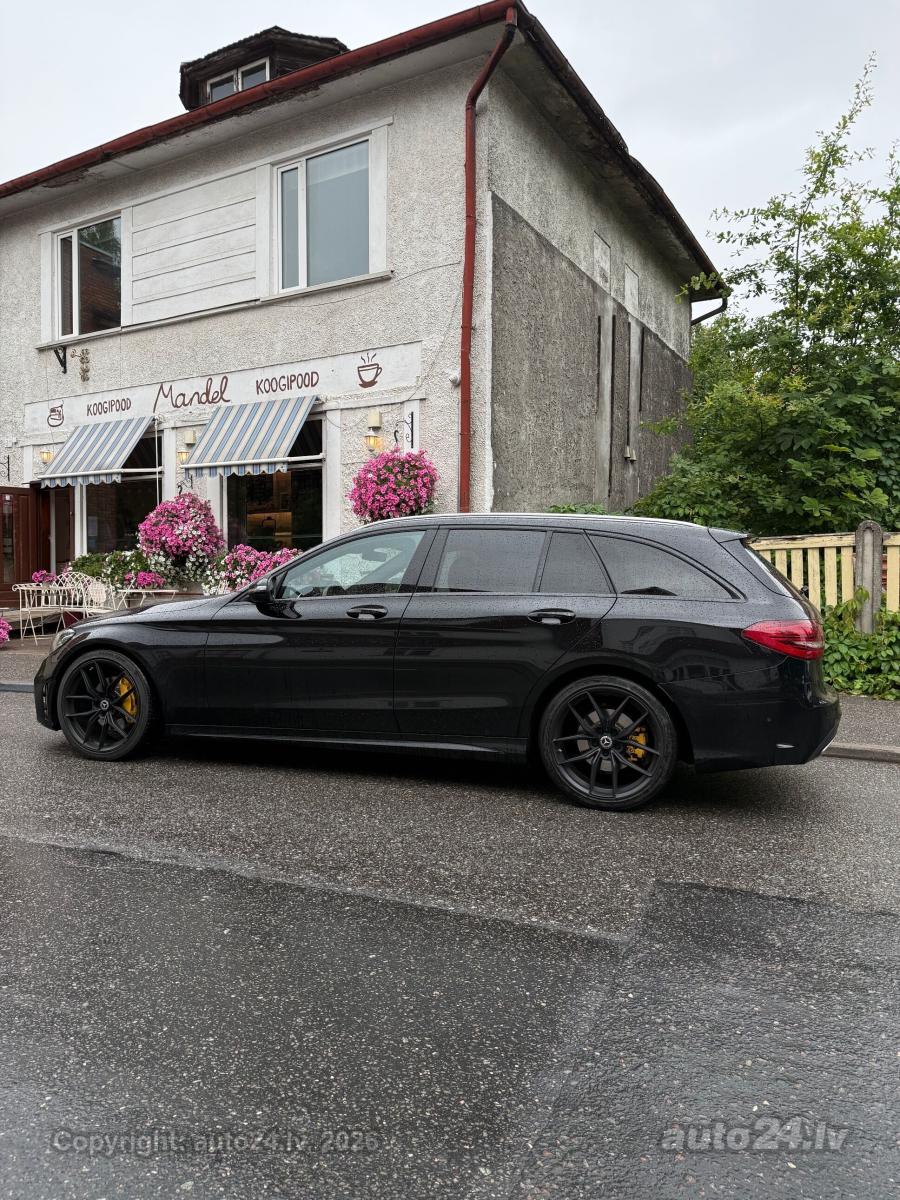 Black Mercedes-Benz C-Class 2018 in Tallinn, with an engine capacity of 2.00 L and mileage of 220 thousand km for 19500 €, photo 14 on AUTOMOTO.COM.LV