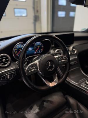 Melns Mercedes-Benz C-Class 2019 Tallina, ar dzinēja tilpumu 0.00 L un nobraukumu 118 tūkst. km par 21900 €, foto 10 vietnē AUTOMOTO.COM.LV