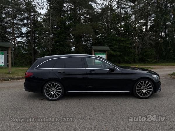 Mercedes-Benz C-Class 2019 Tallina vietnÄ Melns Mercedes-Benz C-Class 2019 Tallina, ar dzinÄja tilpumu 2.00 L un nobraukumu 226 tÅ«kst. km par 18500 ā¬, foto 4 vietnÄ AUTOMOTO.COM.LV