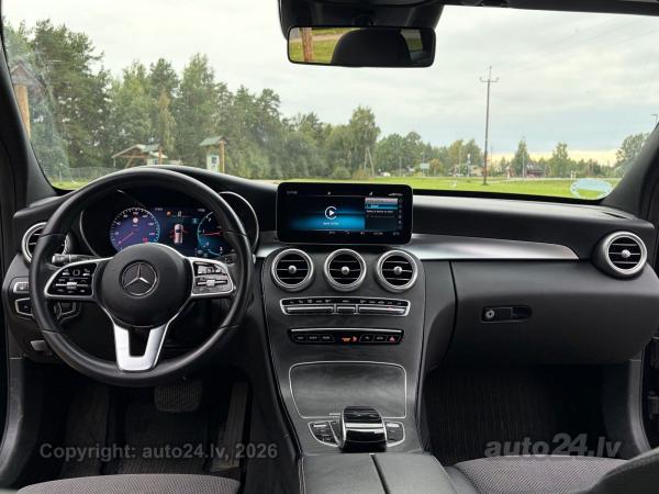 Mercedes-Benz C-Class 2019 Tallina vietnÄ Melns Mercedes-Benz C-Class 2019 Tallina, ar dzinÄja tilpumu 2.00 L un nobraukumu 226 tÅ«kst. km par 18500 ā¬, foto 7 vietnÄ AUTOMOTO.COM.LV