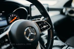 Black Mercedes-Benz C-Class 2020 in Tartu, with an engine capacity of 2.00 L and mileage of 159 thousand km for 22999 €, photo 9 on AUTOMOTO.COM.LV