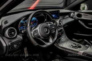 Черный Мерседес Ц-Класс 2020 в Пярну, объемом двигателя 2.00 л и пробегом 260 тыс. км за 16950 €, фото 15 на AUTOMOTO.COM.LV