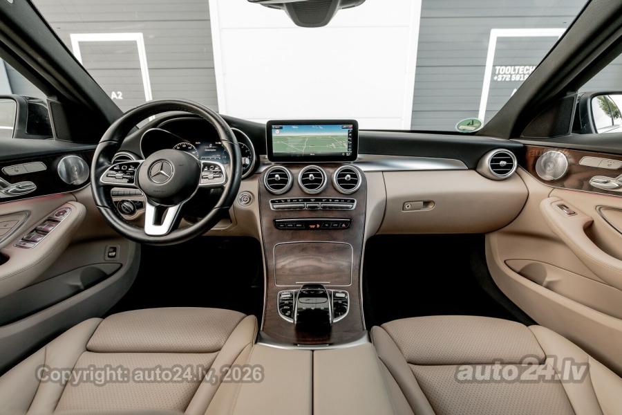 Black Mercedes-Benz C-Class 2020 in Parnu, with an engine capacity of 2.00 L and mileage of 132 thousand km for 21490 €, photo 18 on AUTOMOTO.COM.LV