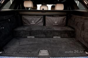 Black Mercedes-Benz C-Class 2020 in Parnu, with an engine capacity of 2.00 L and mileage of 132 thousand km for 21490 €, photo 28 on AUTOMOTO.COM.LV