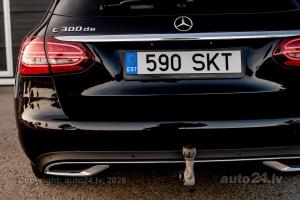 Black Mercedes-Benz C-Class 2020 in Parnu, with an engine capacity of 2.00 L and mileage of 132 thousand km for 21490 €, photo 30 on AUTOMOTO.COM.LV