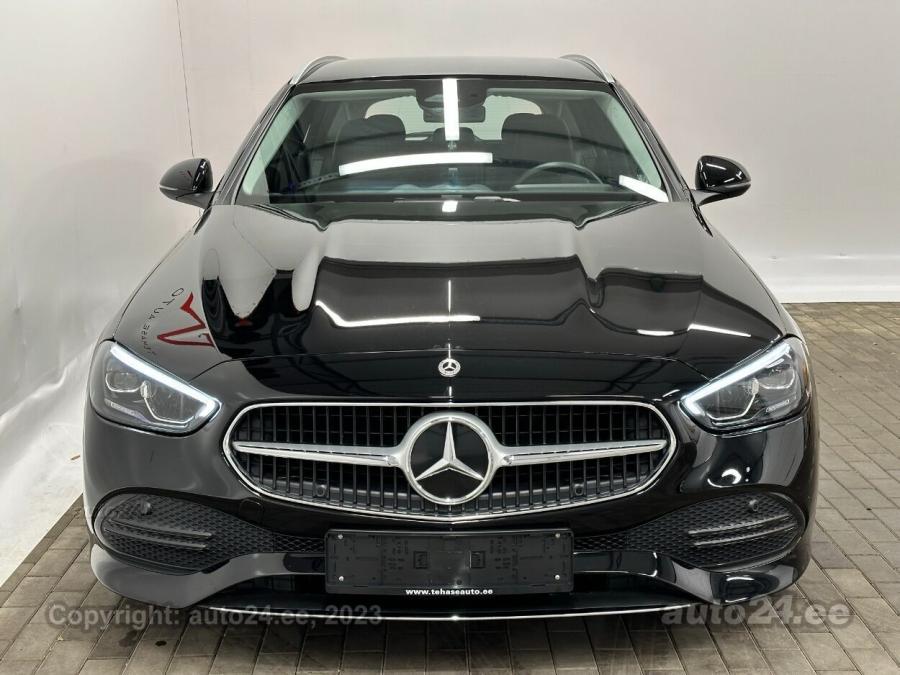 Melns Mercedes-Benz C-Class 2022 Tartu, ar dzinēja tilpumu 2.00 L un nobraukumu 77 tūkst. km par 35800 €, foto 3 vietnē AUTOMOTO.COM.LV