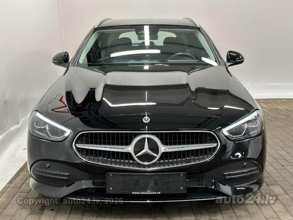 Melns Mercedes-Benz C-Class 2022 Tartu, ar dzinēja tilpumu 2.00 L un nobraukumu 77 tūkst. km par 35800 €, foto 3 vietnē AUTOMOTO.COM.LV