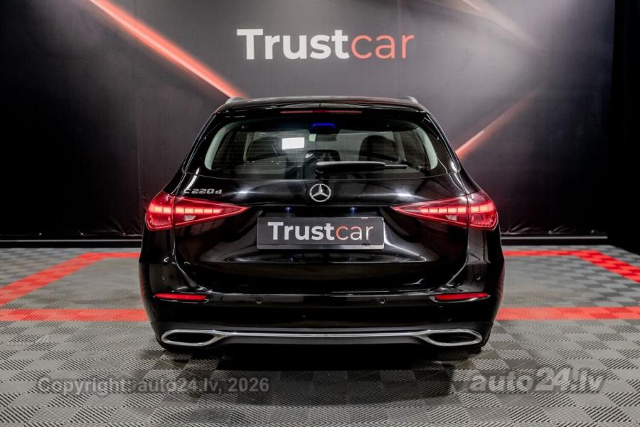 Melns Mercedes-Benz C-Class 2022 Pērnava, ar dzinēja tilpumu 2.00 L un nobraukumu 203 tūkst. km par 21999 €, foto 11 vietnē AUTOMOTO.COM.LV