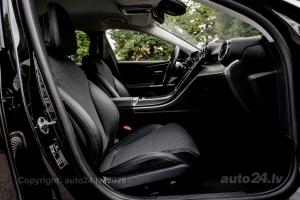 Black Mercedes-Benz C-Class 2022 in Parnu, with an engine capacity of 2.00 L and mileage of 206 thousand km for 22950 €, photo 8 on AUTOMOTO.COM.LV