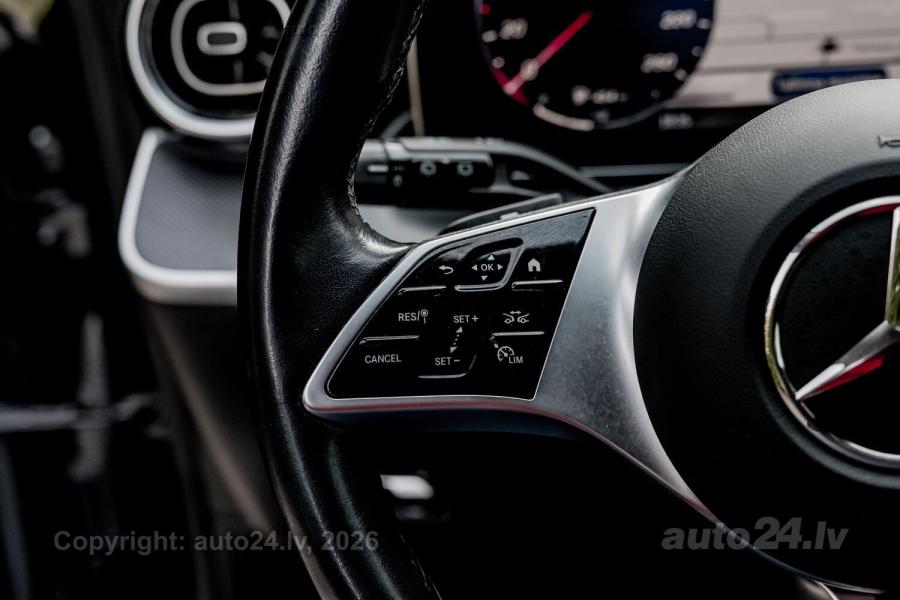 Black Mercedes-Benz C-Class 2022 in Parnu, with an engine capacity of 2.00 L and mileage of 206 thousand km for 22950 €, photo 14 on AUTOMOTO.COM.LV
