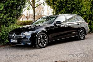 Black Mercedes-Benz C-Class 2022 in Parnu, with an engine capacity of 2.00 L and mileage of 206 thousand km for 22950 €, photo 25 on AUTOMOTO.COM.LV